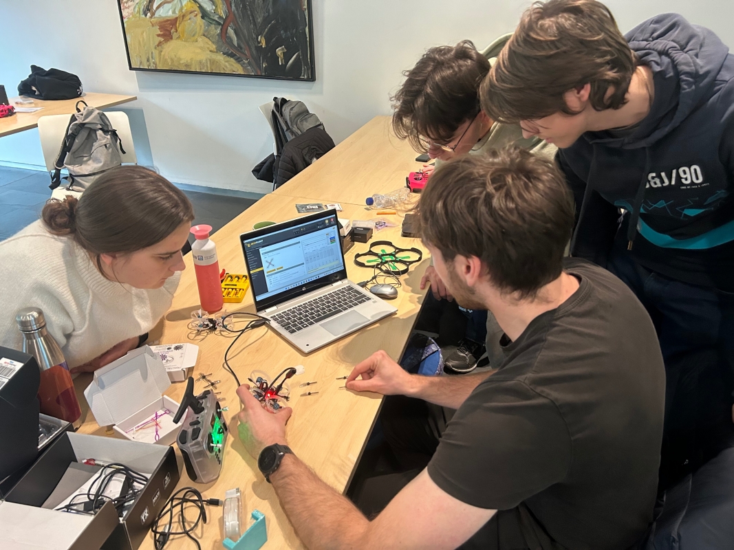 3D - Informatica- en communicatiewetenschappen - Annuntiata Veurne